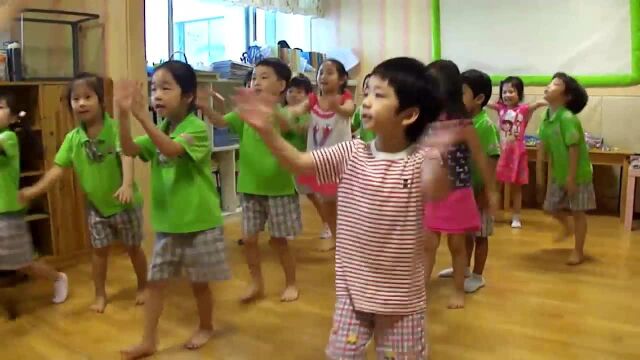 The English teacher who the kindergarten asked the children, the ...