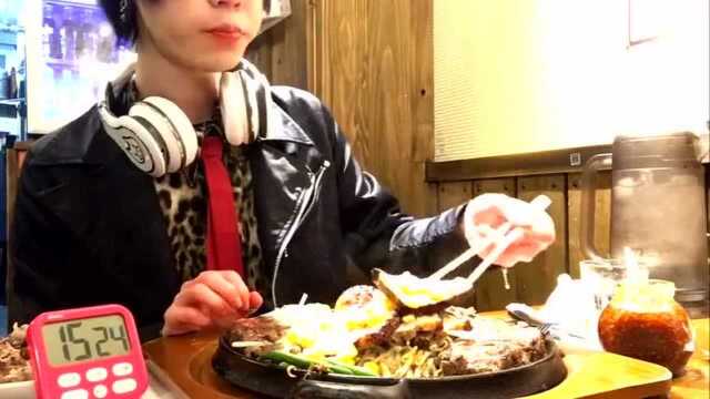 Japanese big stomach king limited time challenge, giant teppanyaki! - Watch HD Video Online - WeTV