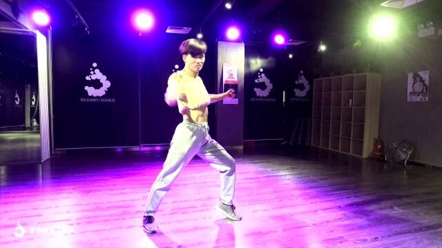 The dance and dance demon "BB" is more than the dancing boy, and lost ...