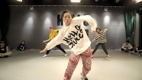 HELLO DANCE WORKSHOP AYAPO第一节 - Assista online - WeTV