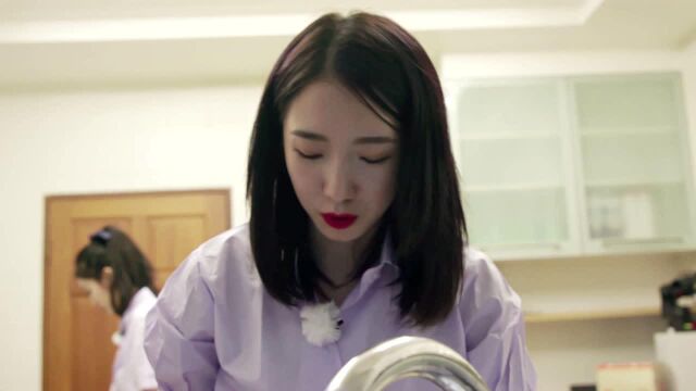 Mimi Lee：Rocket Girls enjoyed their barbecue party - Watch HD Video Online - iflix