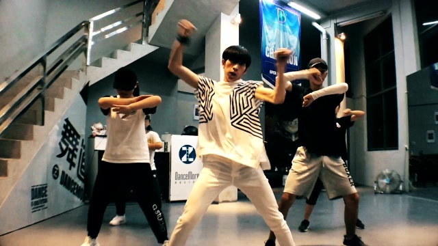 Guilin Dance Dance - Addictive Overdose-EXO-M - Watch HD Video Online ...