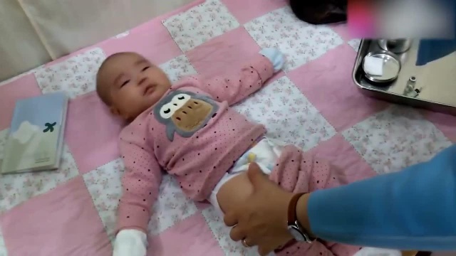 South Korean baby shot, the first needle did not cry, the second needle ...