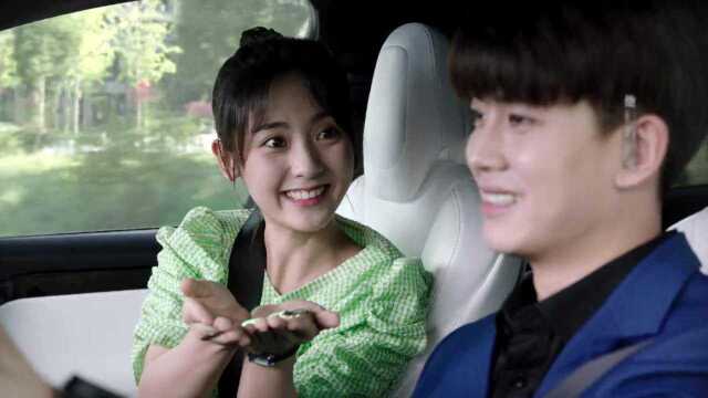 So Cute! Xiaoning Pays for Gu Chuan’s Smile!|Miss Crow With Mr. Lizard ...