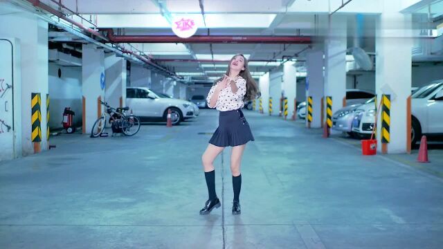 "PiNK CAT" house dance - Watch HD Video Online - WeTV