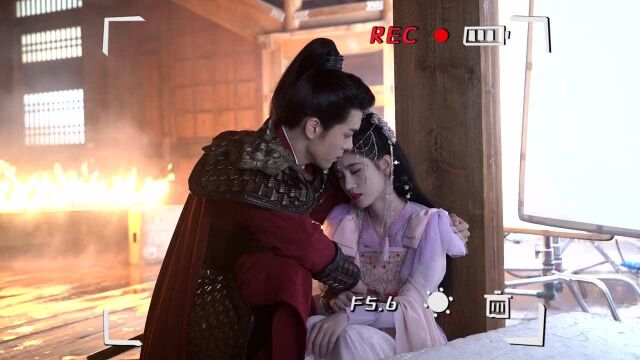 BTS: Jiang Bao ning and Li Qian kiss in the sea of fire | Rebirth For ...