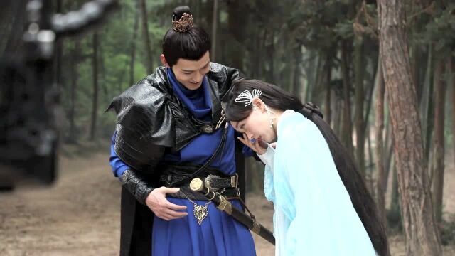 Behind the scenes: Wei Guang teachs Ning zhi, how to drive away ...