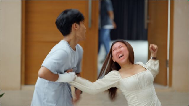 Trailer: Neti wants revenge on Doni? | Imperfect The Series 2 - Watch ...