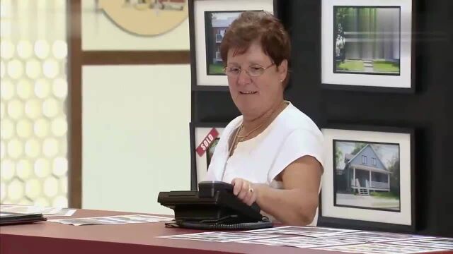 Foreign pranks: Uncle is in a hurry, let passers-by answer the phone ...