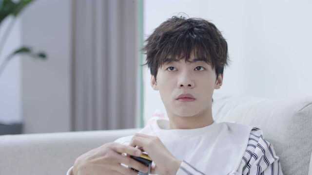 EP14: "Manga Man" Falling From The Sky - Watch HD Video Online - iflix