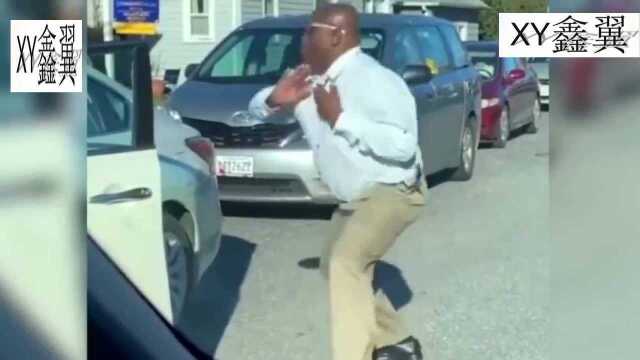 It’s better to dance! The driver gets off the bus and dances funny ...
