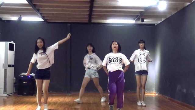 Tongren dance street dance studio "Travel" primary class dance practice ...