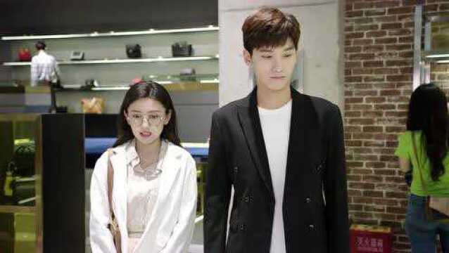 Gao Leng Wang Xiyi put down her son and accompanied the pregnant Chen ...