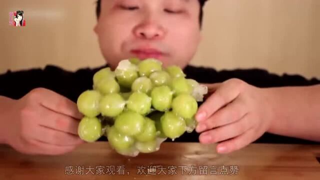 Crystal clear "glazed grape", bite a bite sweet and sour, netizen ...