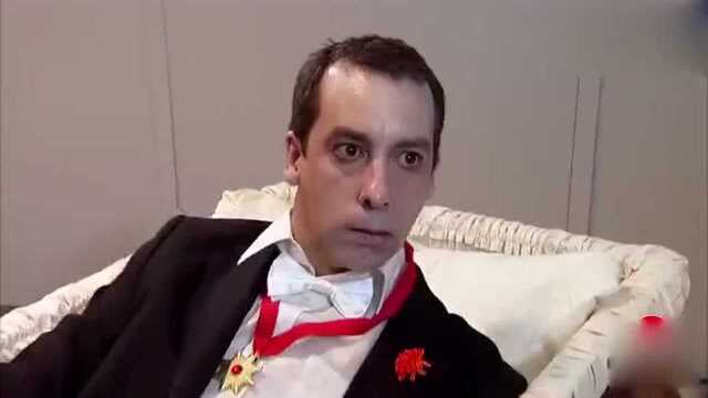 Vampire resurrection, hilarious prank - Watch HD Video Online - WeTV