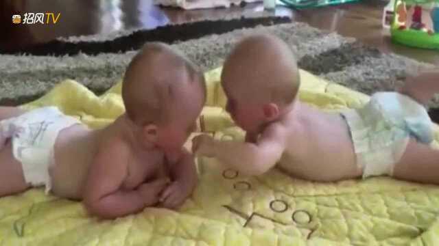 Twin baby one crying and laughing, together is a happy thing! - Watch ...
