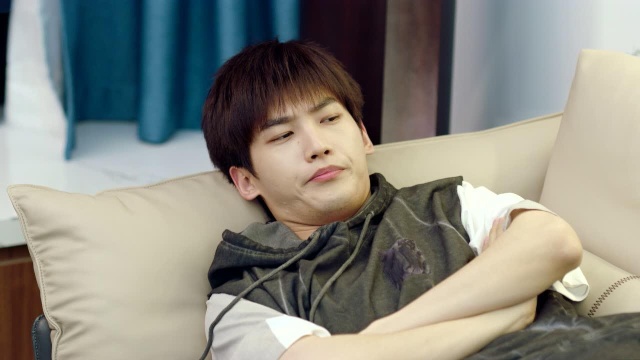 EP12: Cute Programmer - Watch HD Video Online - iflix