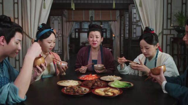 EP22: Hilarious Family - - China - TV - Comedy - Traditional Costume ...