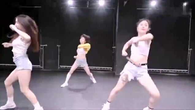 "HowToLove" Wuhan JC dance, Miss sisters are so cute - Watch HD Video ...