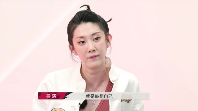 Xue Ming's First-Person Camera: Zhang Fei Walking Around the Canyon to ...