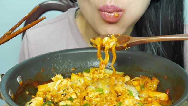 SAS-ASMR eats cheese rice cake + ham stew pot! I really want to eat ...