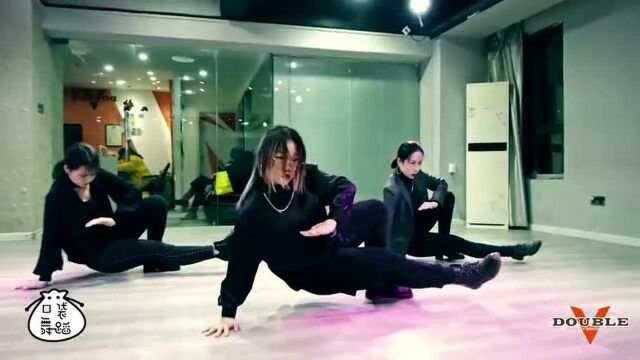 Double V พลิก EXO "LOVE SHOT" เต็มไปด้วยความไม่พอใจ! - ชมวิดีโอออนไลน์ ...