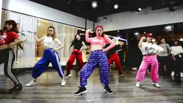 ดีใจกับ Jasper Dance Class ในวันศุกร์ - ชมวิดีโอออนไลน์ คุณภาพระดับHD ...