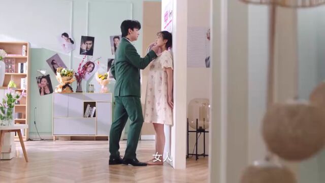 Trailer: An alien boyfriend from the sky descends only to find you ...