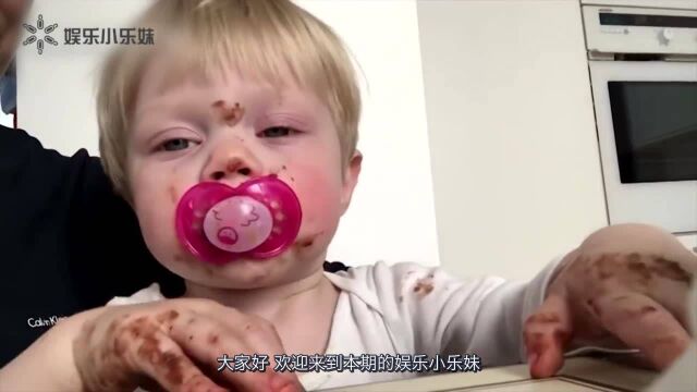 The baby has a pacifier and drowsiness, and sleeps straight into the ...