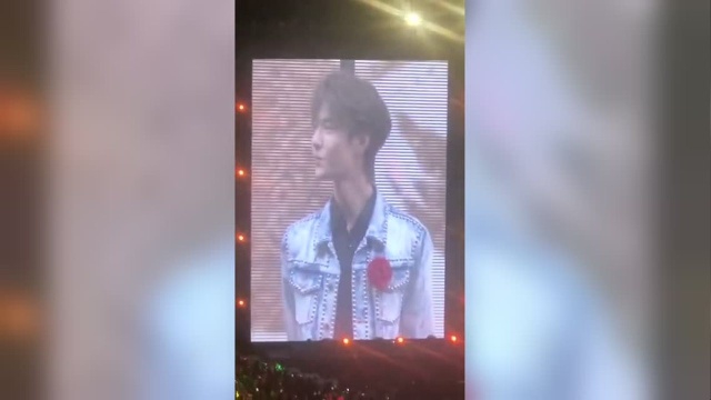 Special Clip: Yi Bo's 5 poses, Xiao Zhan "You all satisfied?" - Watch ...