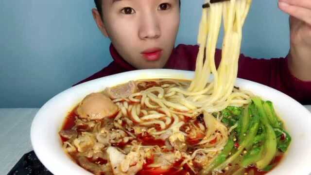 Gourmet note: The fat brother's rice noodle in the late-night canteen ...